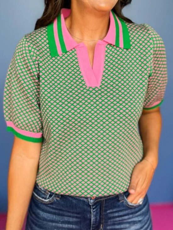 Voy | Tops | Voy Pink Knit Print Collared Short Sleeve Top | Poshmark